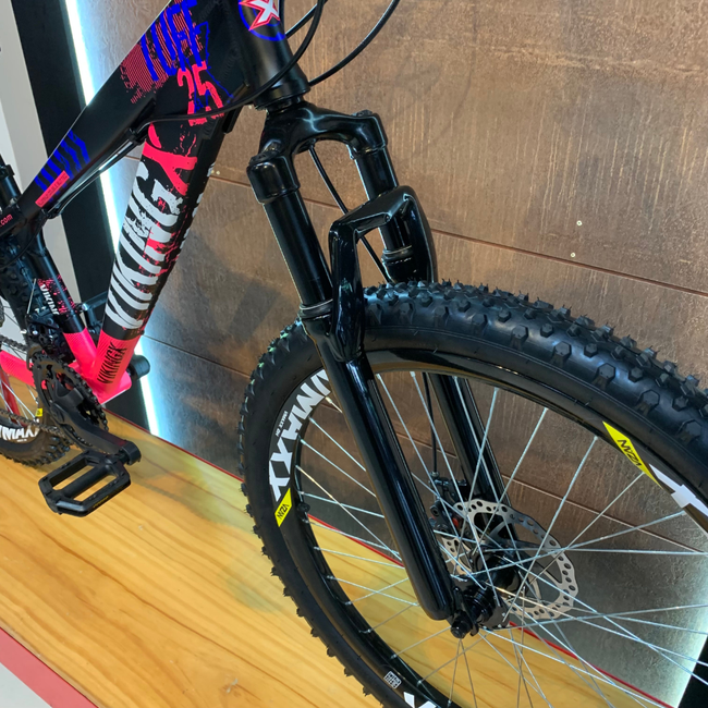 Bicicleta Vikingx Tuff 25 Aro 26 Shimano 21v Preto e Rosa - Shopbike